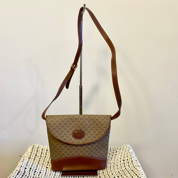 Gucci | Bags | Gucci Gg Monogram Canvas Vintage Shoulder Crossbody Bag ...